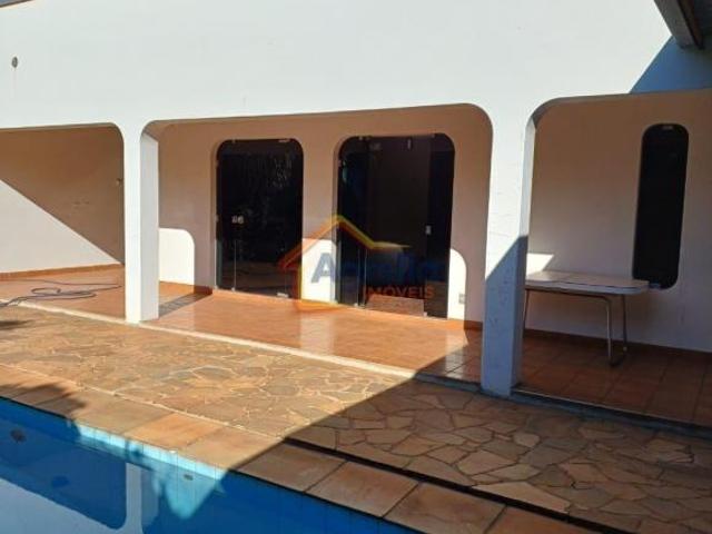 CASA À VENDA NO JARDIM CENTENÁRIO EM MOGI GUAÇU