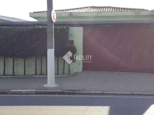 Casa a venda no Jardim Chapadão com 3 quartos e 184 m²