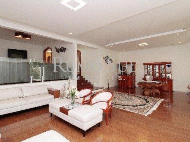 Casa à venda no Jardim Cordeiro