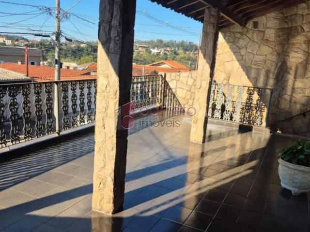 CASA À VENDA NO JARDIM CRUZ ALTA EM VÁRZEA PAULISTA/SP