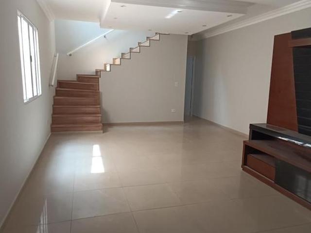 Casa à venda no Jardim D com 3 quartos