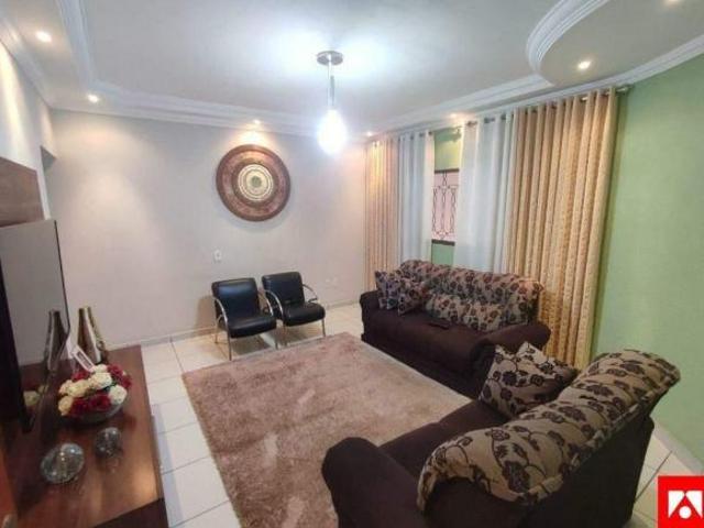 Casa à venda no Jardim da Mata em Americana com 2 quartos e 2 vagas de garagem