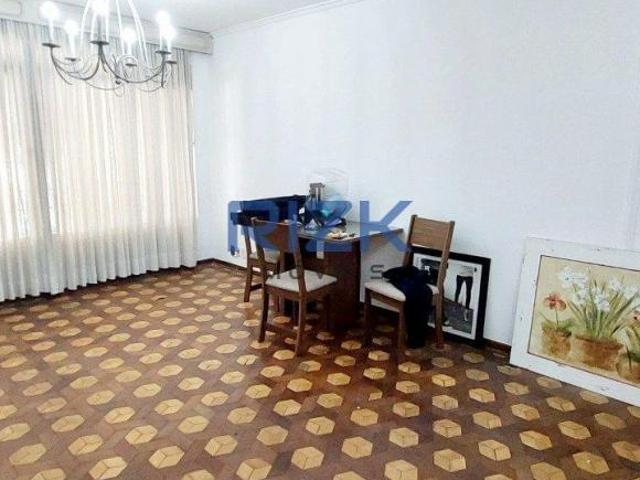 Casa à venda no Jardim da Glória