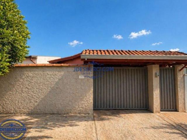 Casa à venda no Jardim das Tulipas