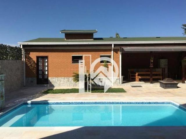 Casa à venda no Jardim das Colinas