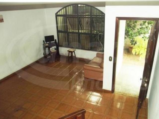Casa à venda no Jardim das Flores com 2 quartos