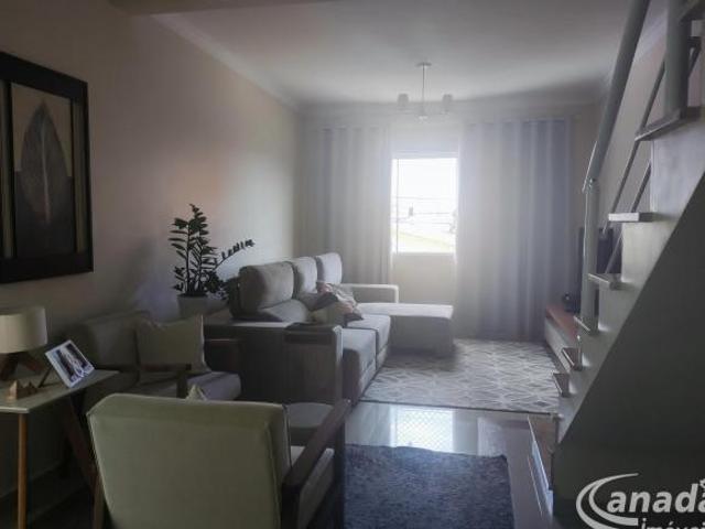 Casa à venda no Jardim das Flores com 3 quartos