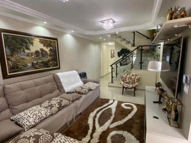 Casa à venda no Jardim das Flores com 3 quartos