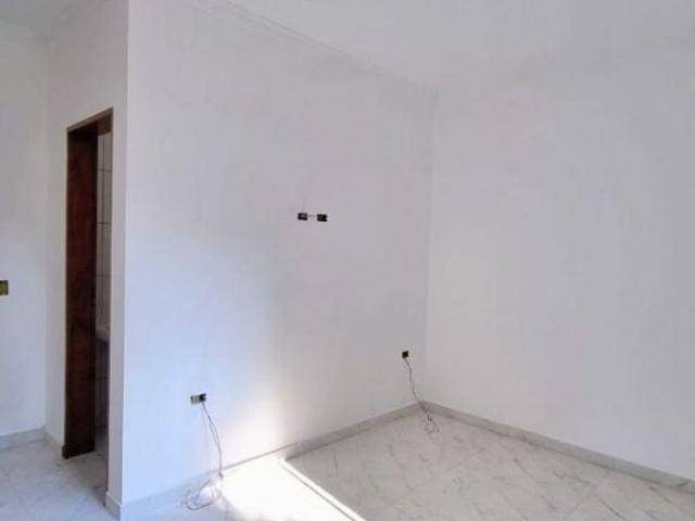 Casa à venda no Jardim das Flores em Suzano com 3 dormitórios e suíte
