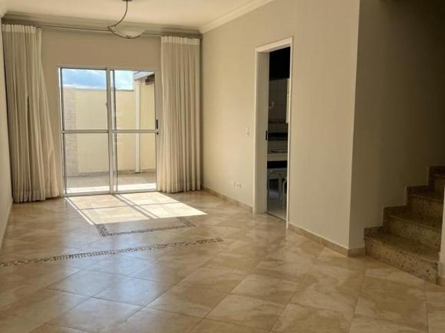 Casa à venda no Jardim das Indústrias