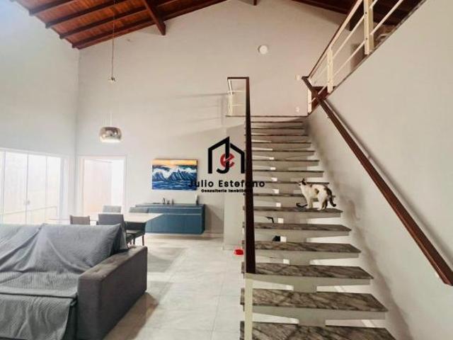 Casa à venda no Jardim das Nações