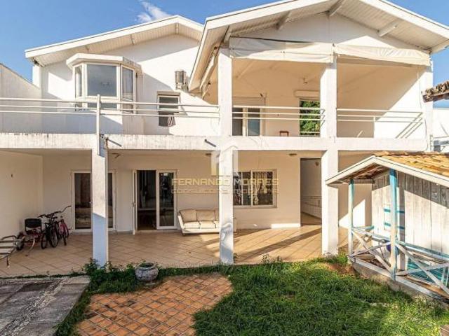 Casa à venda no Jardim das Nações