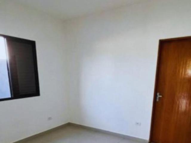 Casa à venda no Jardim das Palmeiras praticidade e ótimo custo benefício em Caraguatatuba