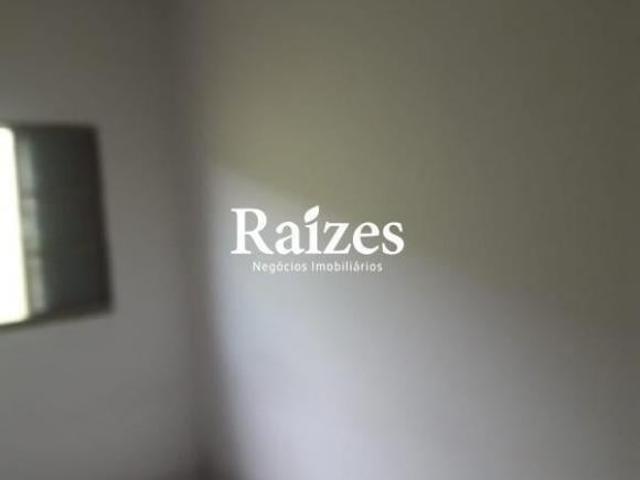 Casa à venda no Jardim das Palmeiras, Uberlândia 4 quartos, 1 suíte, 3 vagas