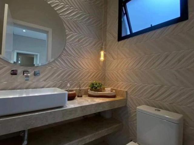 Casa à venda no Jardim do Alvinopolis com 200mt², 3 quartos, 1 suíte e 2 vagas