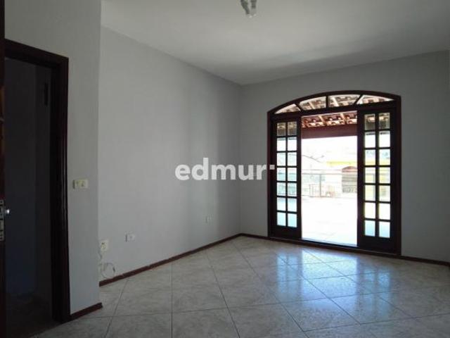 Casa à venda no Jardim do Estádio