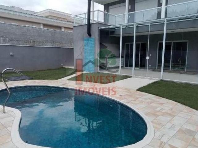 Casa à venda no Jardim do Golf I