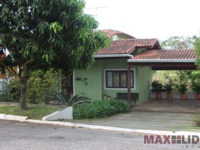 Casa à venda no Jardim do Golf I