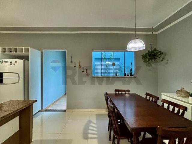 Casa à venda no Jardim do Lago em Conchal SP com 4 quartos 1 suíte 3 banheiros com planejados por
