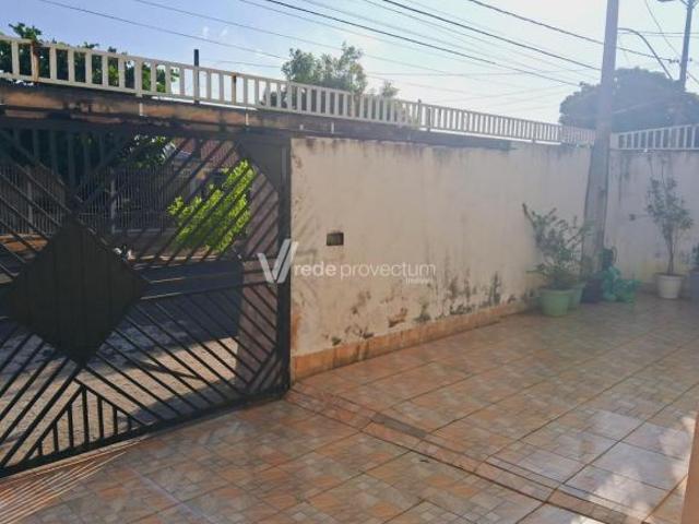 Casa à VENDA, no Jardim do Lago em Campinas