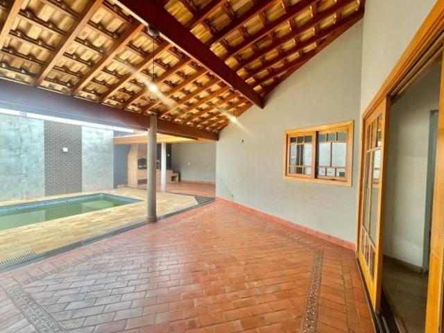 Casa à Venda no Jardim Dona Judith, Americana – 3 Dorms, 200m²