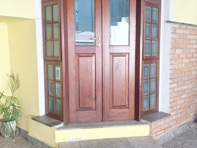Casa à venda no Jardim dos Camargos