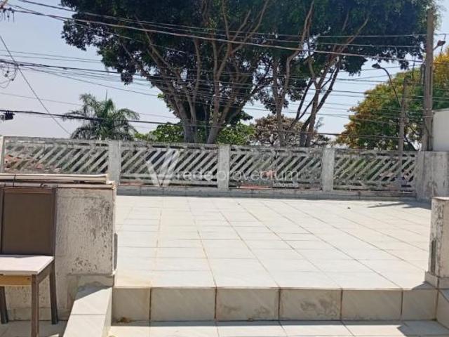 Casa à venda no Jardim dos Oliveiras