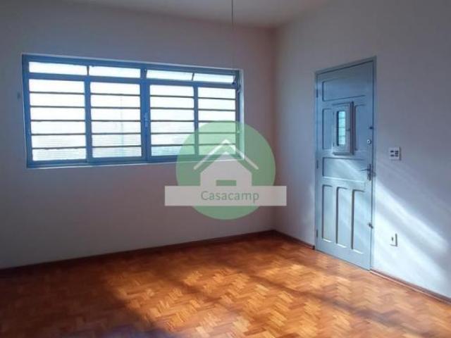 Casa à Venda no Jardim dos Oliveiras