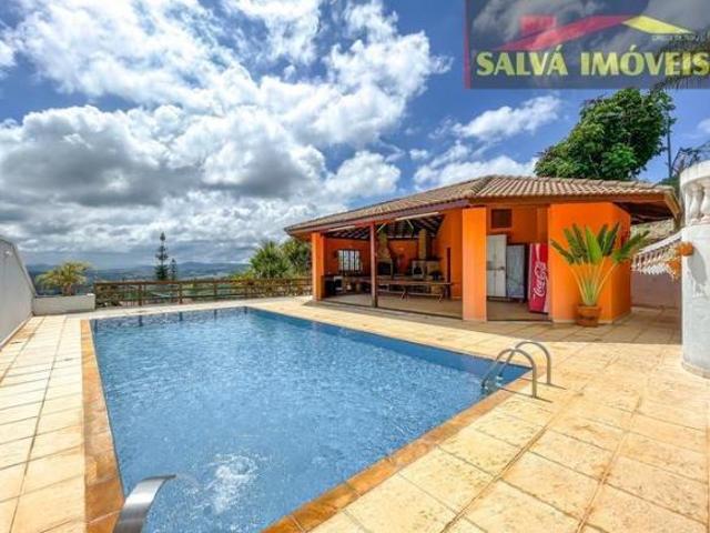 Casa à venda no Jardim dos Pinheiros