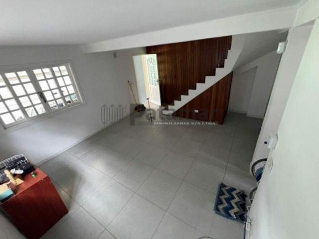 Casa à Venda no Jardim Dracena com 169m²