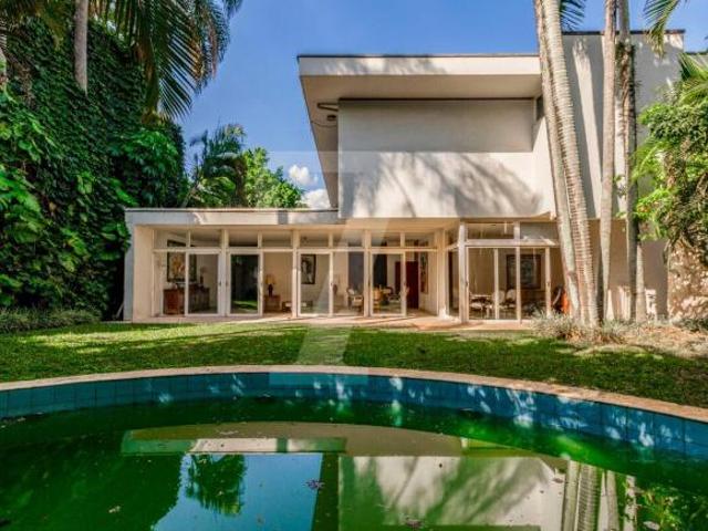 Casa à venda no Jardim Europa