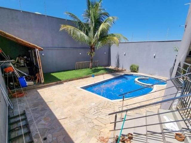Casa à Venda no Jardim Éden, Nova Odessa, 3 Suítes, 300m²