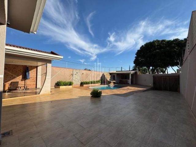 Casa à venda no Jardim El Dourado em Foz do Iguaçu