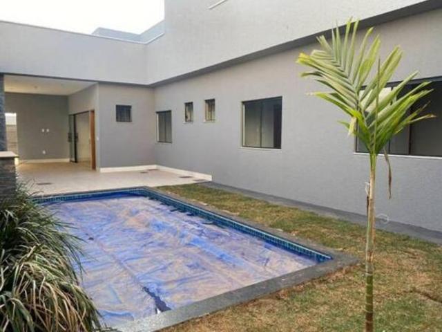 Casa à venda no Jardim Elite com 200mt², 3 suítes, 4 vagas, piscina e área gourmet