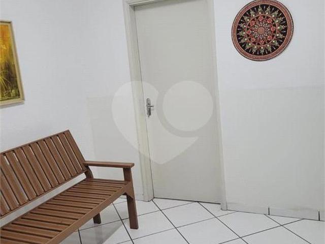 Casa com 4 quartos à venda em Vila Mesquita SP