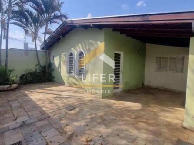Casa à Venda no Jardim Flamboyant em Campinas –Excelente Localização Próxima ao