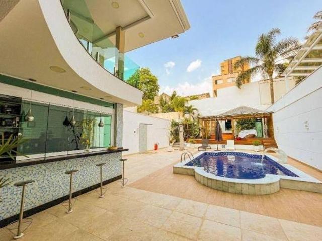 Casa à venda no Jardim Floresta de Alto Padrão com 520 m² 4 suítes 8 vagas piscina espaço gourmet!
