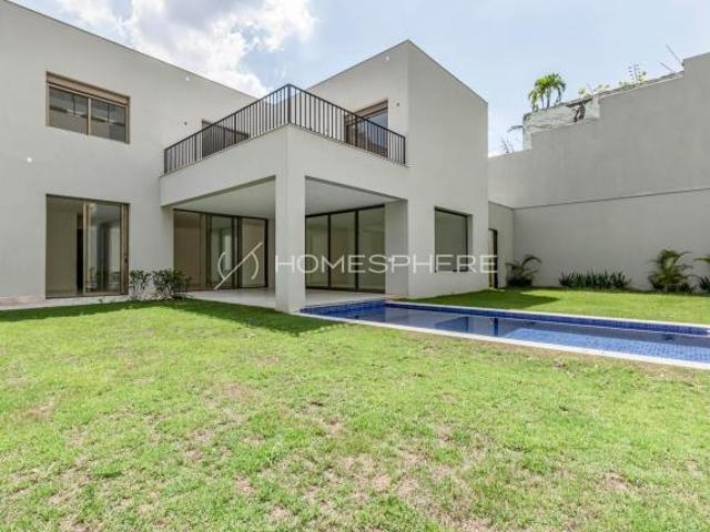 Casa à venda no Jardim Guedala Rua Professor Eduardo Monteiro – Projeto exclusivo de Bi Chrisostomo