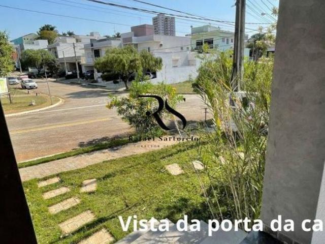 Casa à venda no Jardim Golden Park Residencial