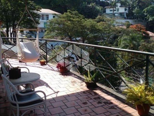 Casa a venda no Jardim Ibiratiba