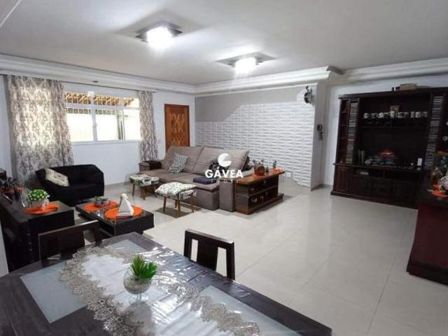 Casa à venda no Jardim Independência em São Vicente