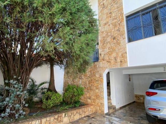 Casa à Venda no Jardim Ipiranga, Americana: 3 Dorms, 198m²