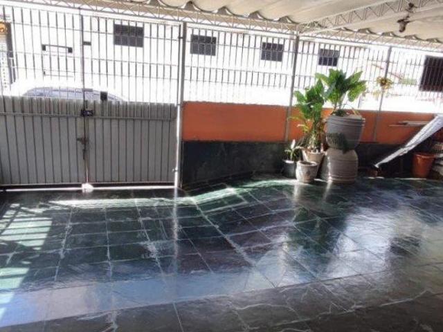Casa à venda no Jardim Ismênia