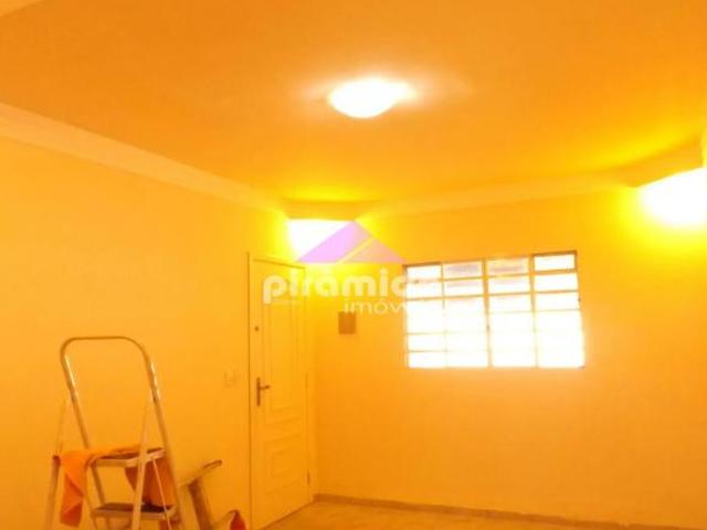 Casa a Venda no Jardim Ismênia, São José dos Campos