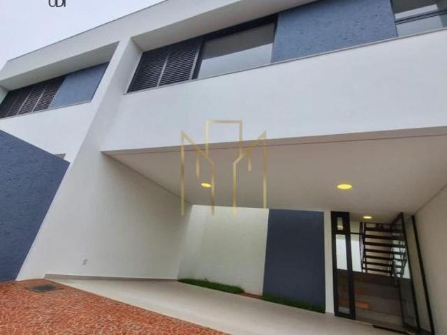 Casa à venda no Jardim Karaíba