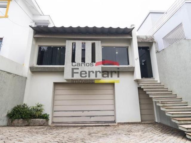 Casa à venda no Jardim Kherlakian, rua sem saída, com 4 dormitórios, churrasquei
