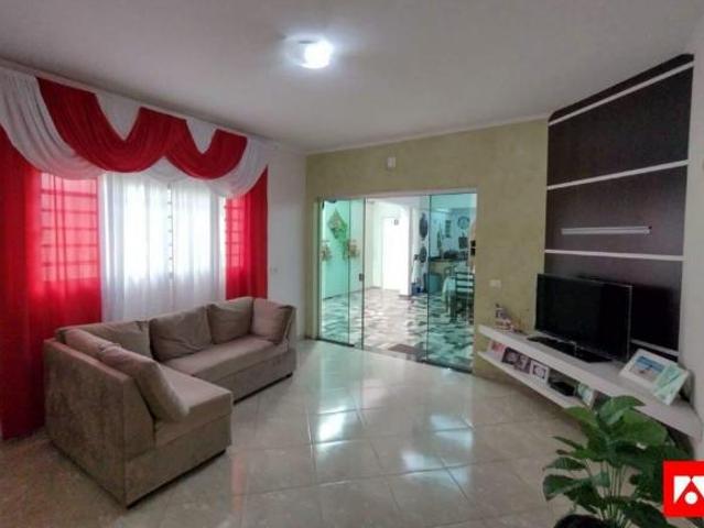 Casa à venda no Jardim Laudissi I em Santa Bárbara d&apos Oeste – Oportunidade Imperdível!