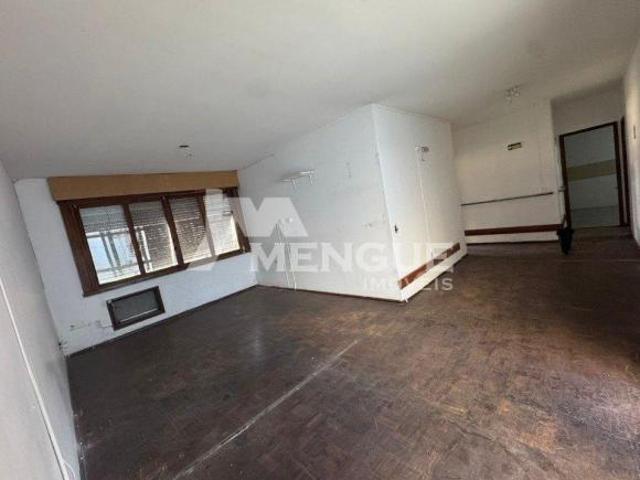 Casa à venda no Jardim Lindóia