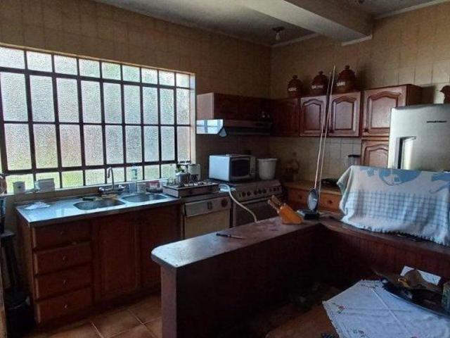Casa à venda no Jardim Lindóia