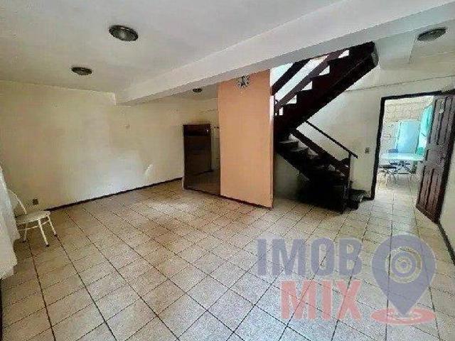 Casa à venda no Jardim Lindóia